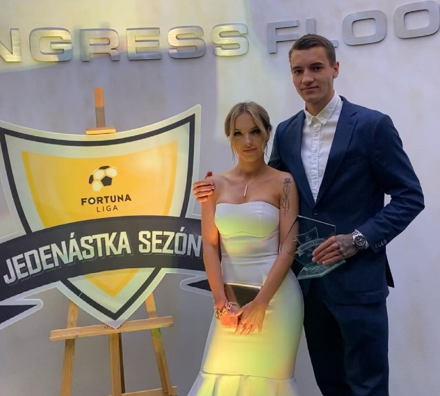 Dziewczyna Kiwiora to "Twerk Queen" - reprezentant Polski zakochany ...